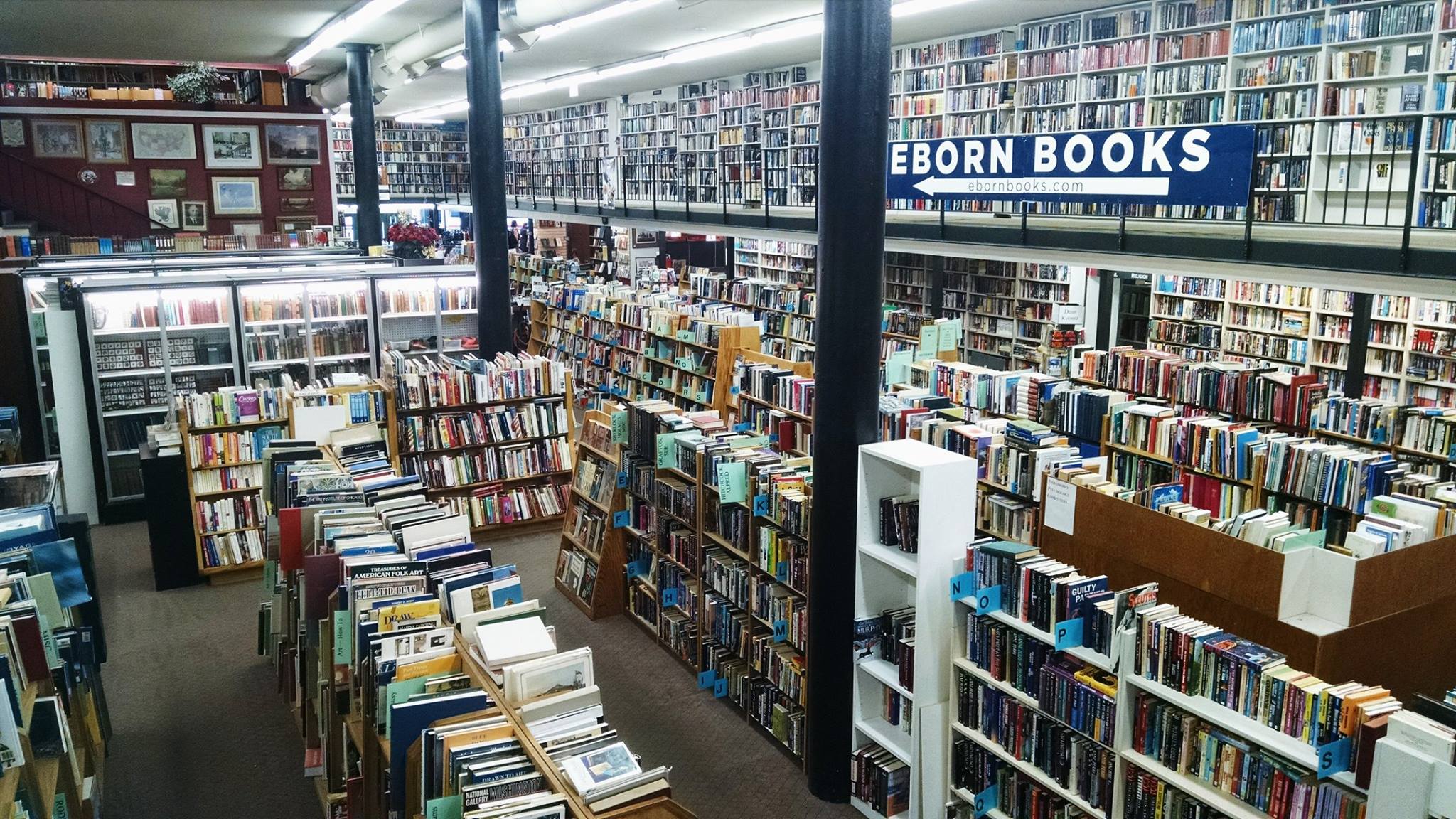 Inside the store – Downtown Eborn Books – Eborn Books