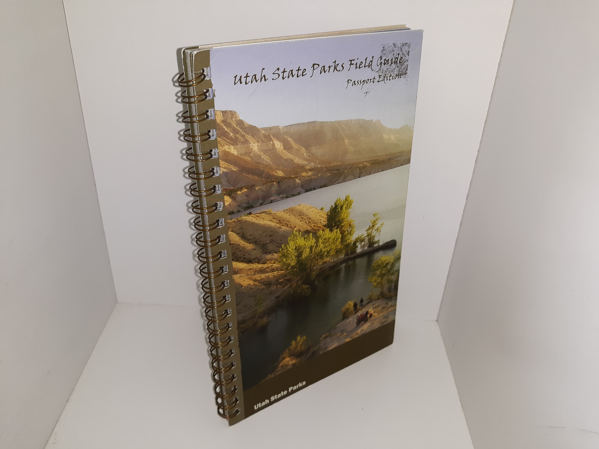 Utah State Parks Field Guide (Passport Edition) – Eborn Books