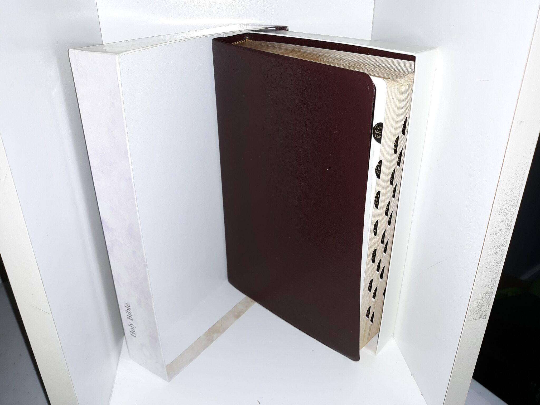 LDS, Burgundy Leather, Holy Bible w/ Box (2006) – Eborn Books
