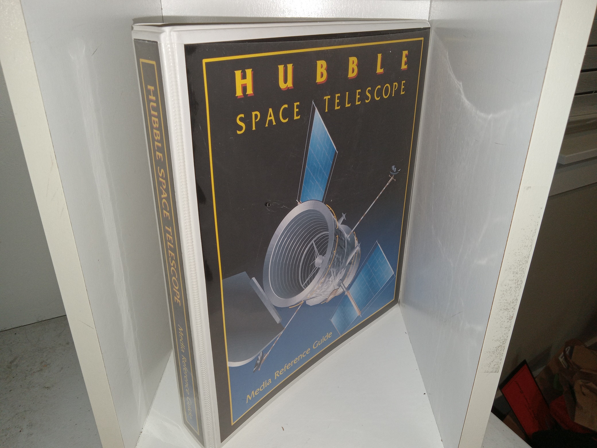 Hubble Space Telescope: Media Reference Guide (Unknown Publishing Date ...