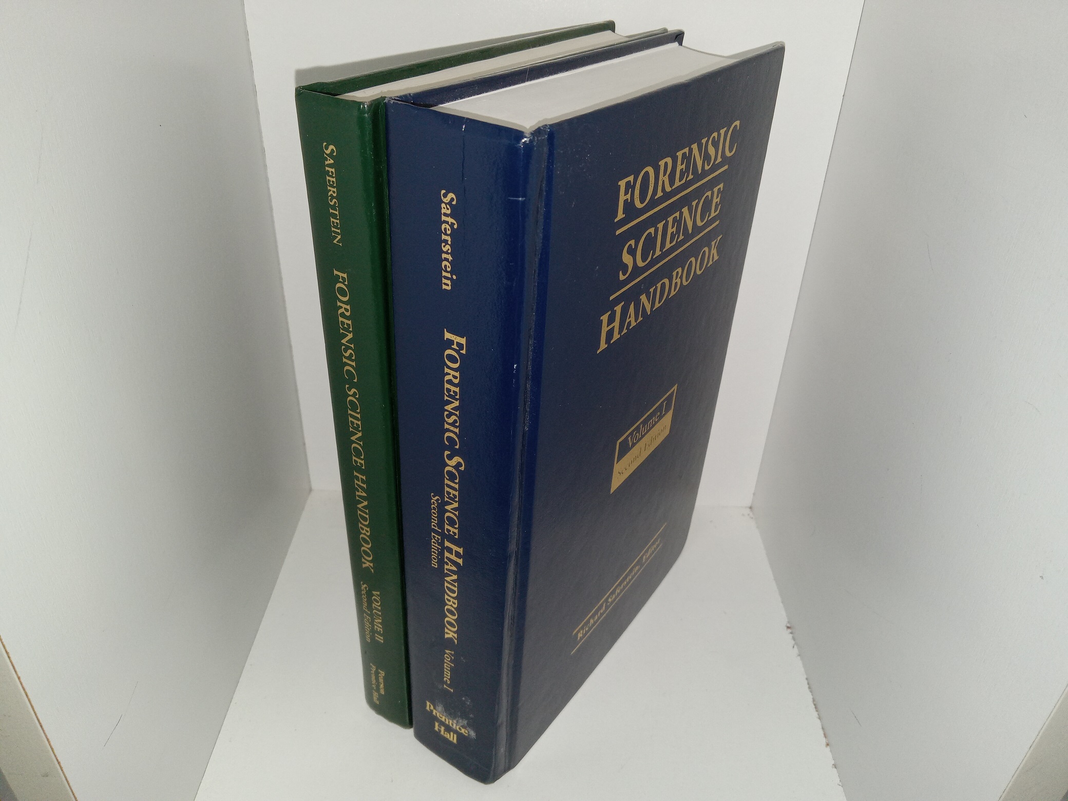 Forensic Science Handbook 2 Vol. Set (2nd Edition) (2002, 2005) ~ Edited by Richard Saferstein ...