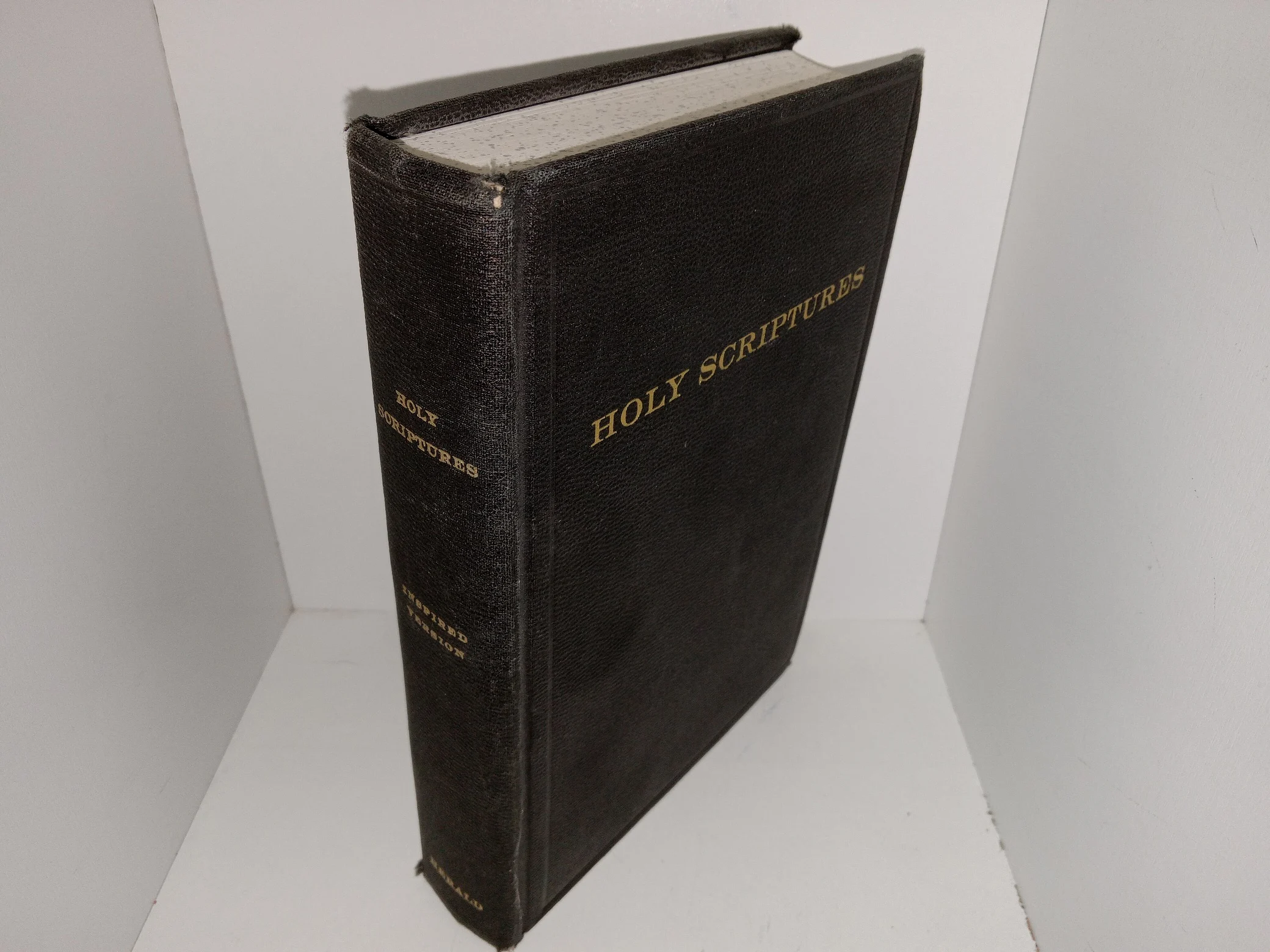 20250419_172438.webp – Eborn Books