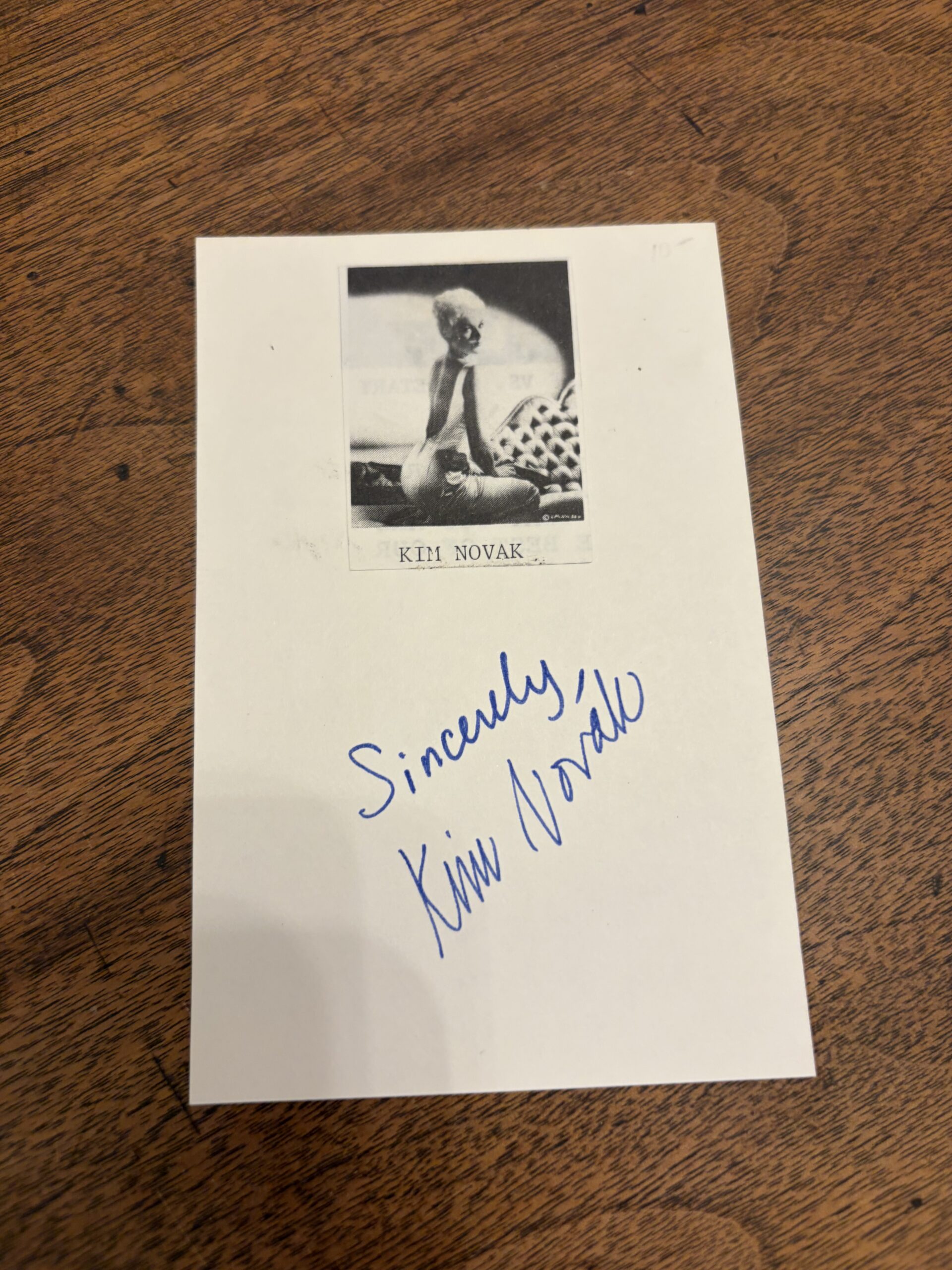 Card Signed by Actress Kim Novak – Eborn Books